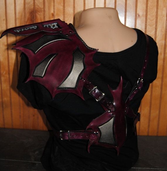 Custom Leather Shoulder Armor by Airship Isabella | CustomMade.com