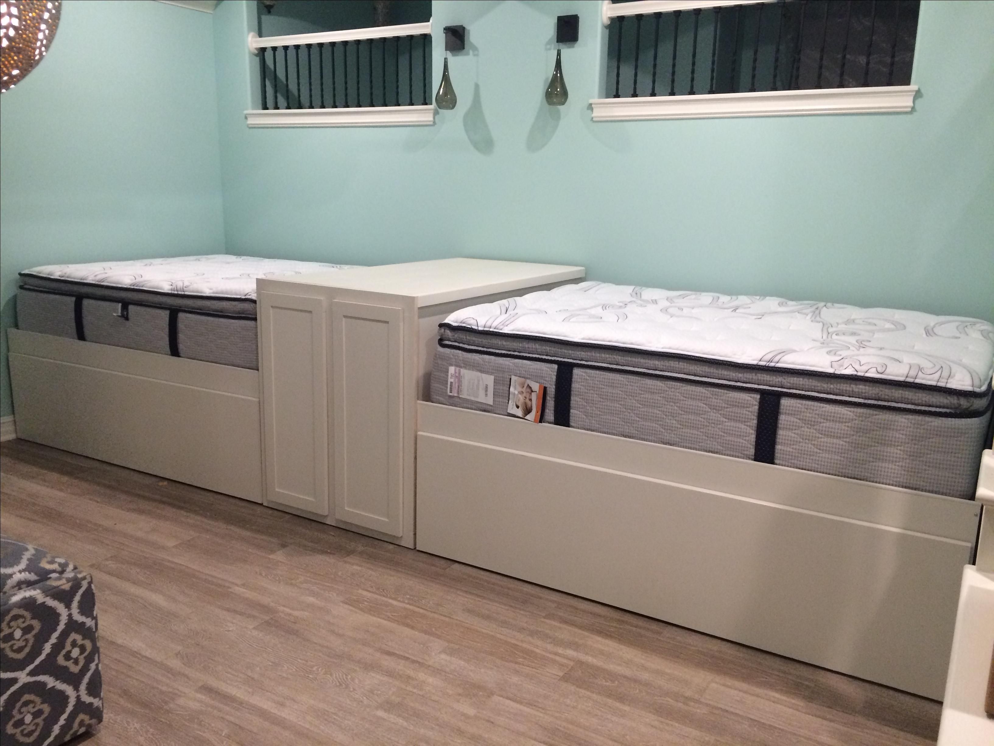Buy Hand Made Queen Trundle Beds For That Built In Look Made To Order From The Stockton Mill