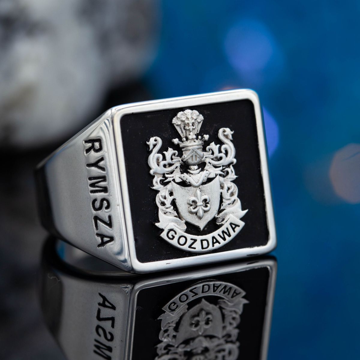 Custom Family Crest Rings | Design Your Own Coat of Arms Ring ...