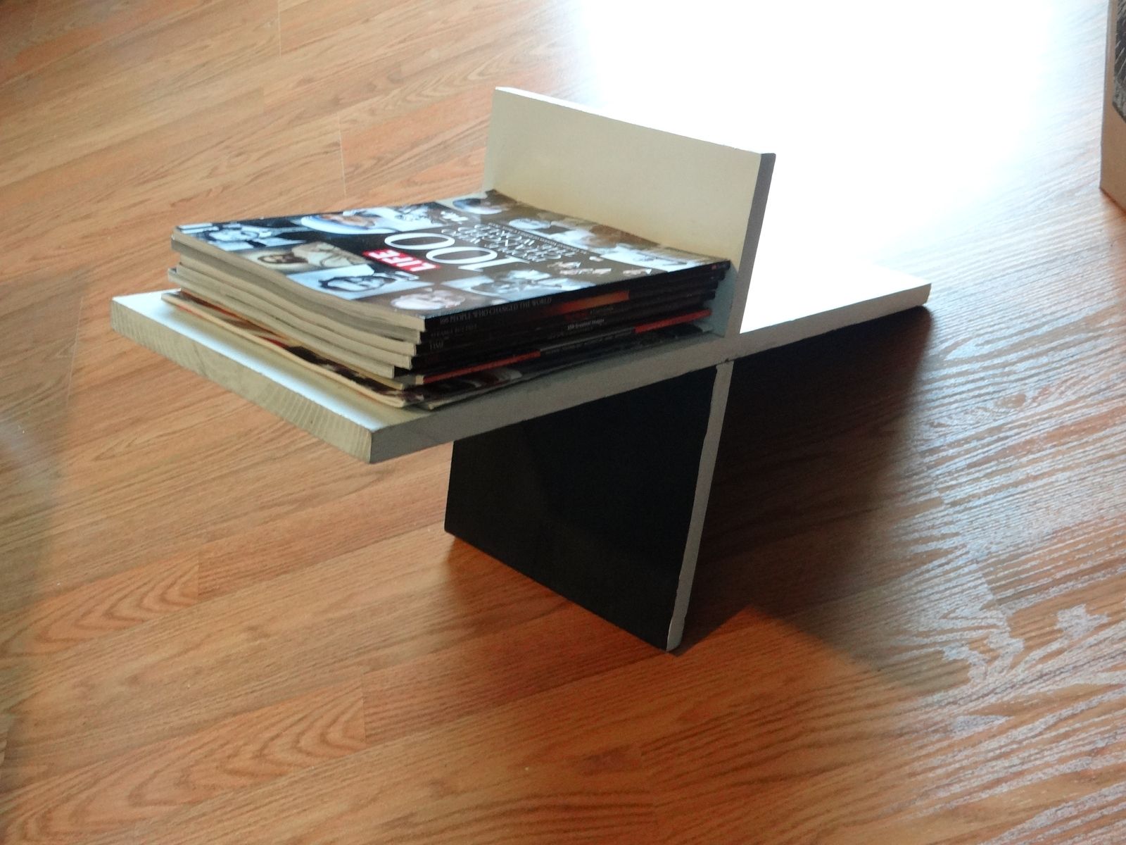 Buy Custom Contemporary Magazine Rack, made to order from The Buff ...