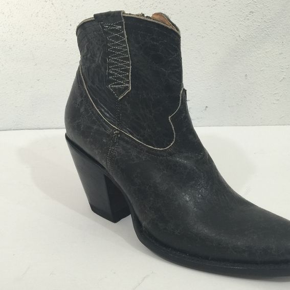Custom Made Black Distressed Old Look Ankle Boots Round Toe With 4 Inch ...